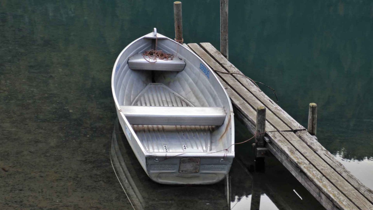 How to Remove Barnacles from Your Boat: Step-By-Step Guide