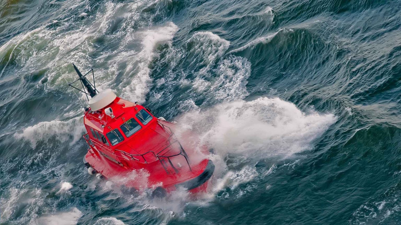 Caught In Severe Weather While Boating: What To Do