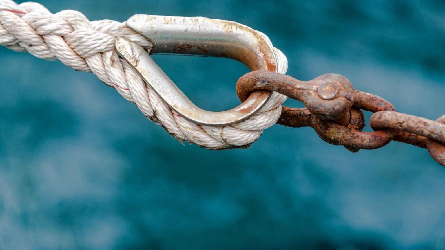 How to Attach a Tow Rope to a Boat: A Step-by-Step Guide