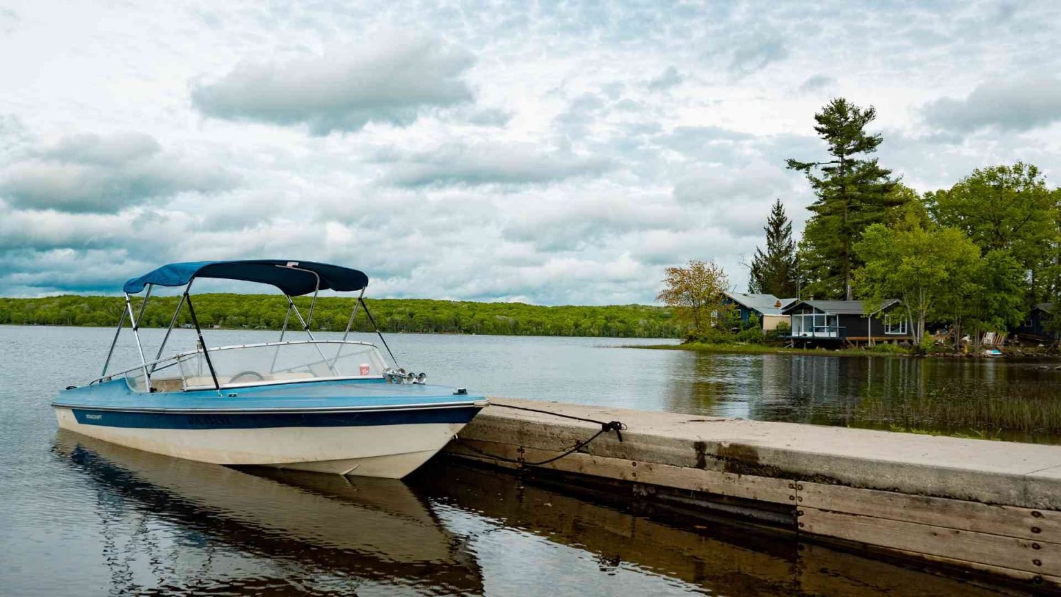 8 Best Practices for Docking a Boat in Windy Conditions