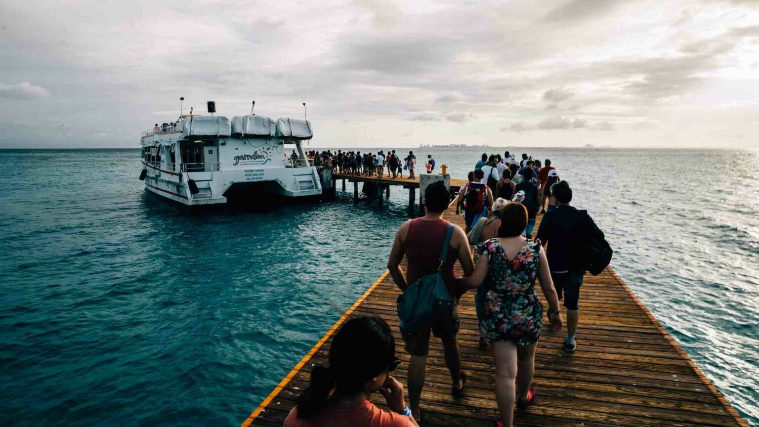 Ocean Pontoon Boats: Conquering the Waves