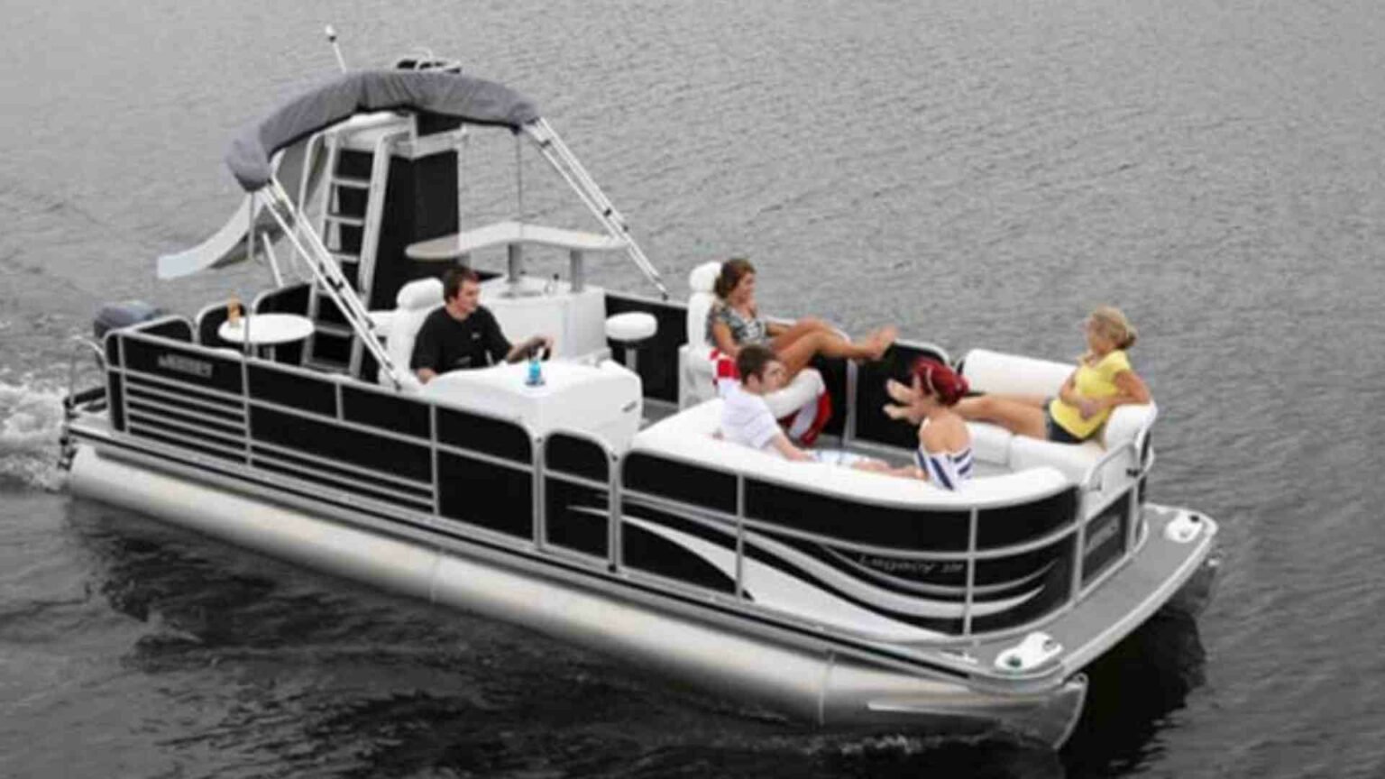 Weeres Pontoons: Legacy of Quality and Comfort on the Water