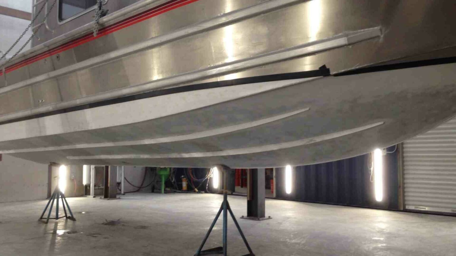 Aluminum Bottom Paint for Boats: Keeping Hull Smooth Sailing