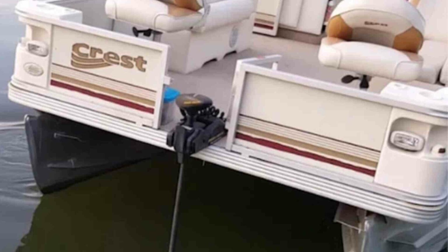 Installing a Trolling Motor on a Pontoon Boat: Guide