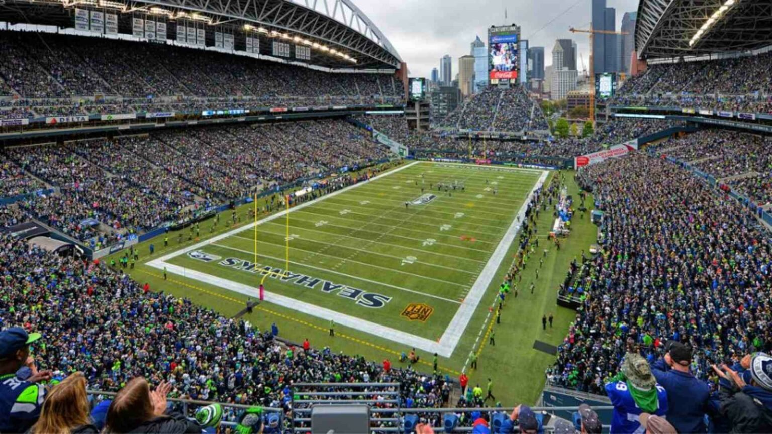 Boatgating: Top 5 NFL Stadiums on the Water
