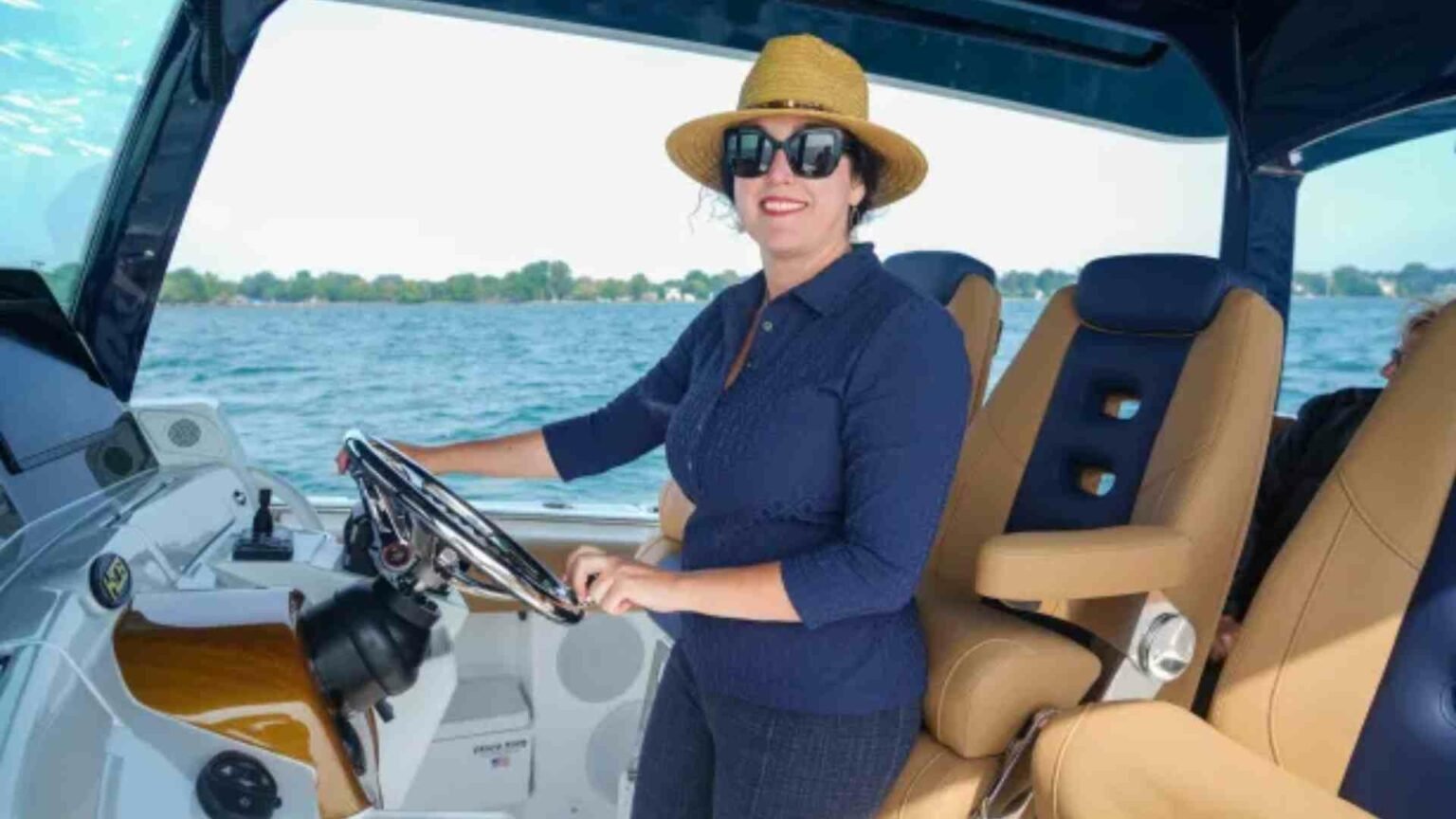 Women in Boating: Ladies Take the Helm