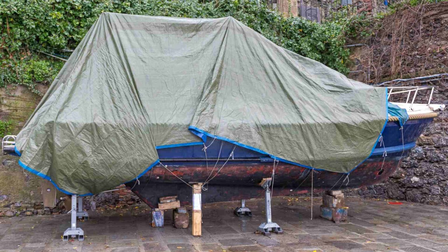 3 Creative Boat Prop Cover Ideas for Winter