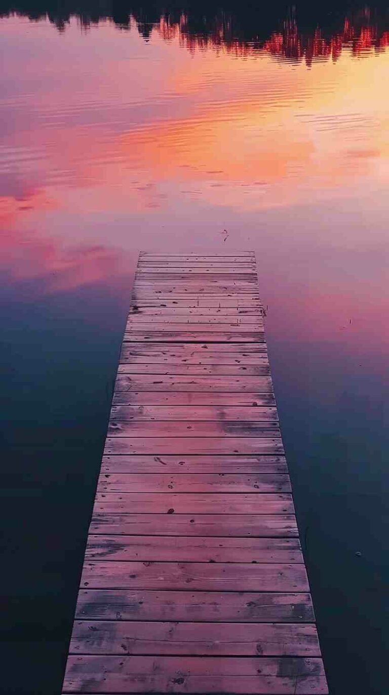 Images of Docks on a Lake 4K HD Wallpapers